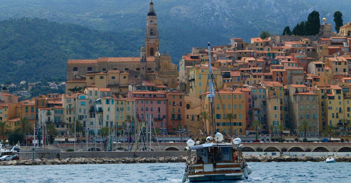Passeggiata nel mare della Mentonnaise (Menton) | L'ufficio del Turismo ...