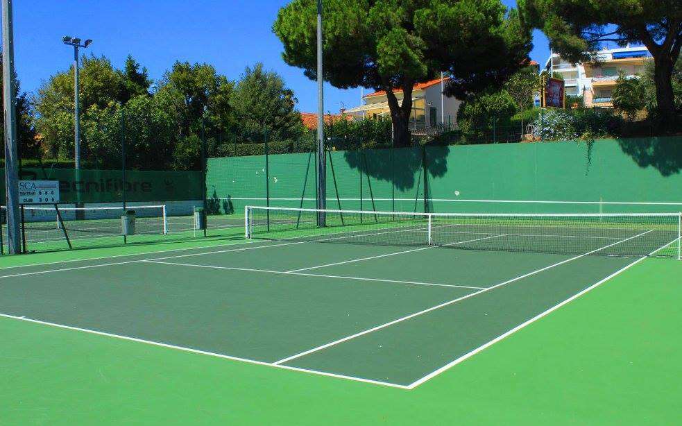 Tennis Club des Vespins (Saint-Laurent-du-Var) | Provence-Alpes-Côte d ...