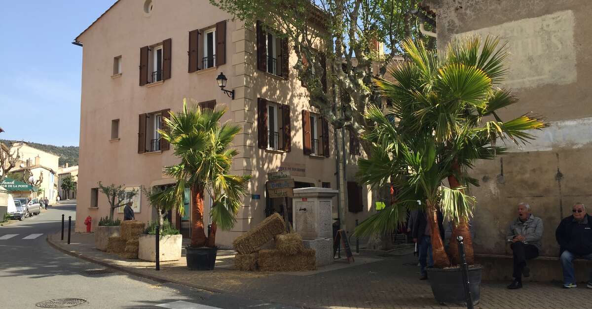 Plan de la Tour Tourist Information Office (Le Plan-de-la-Tour ...
