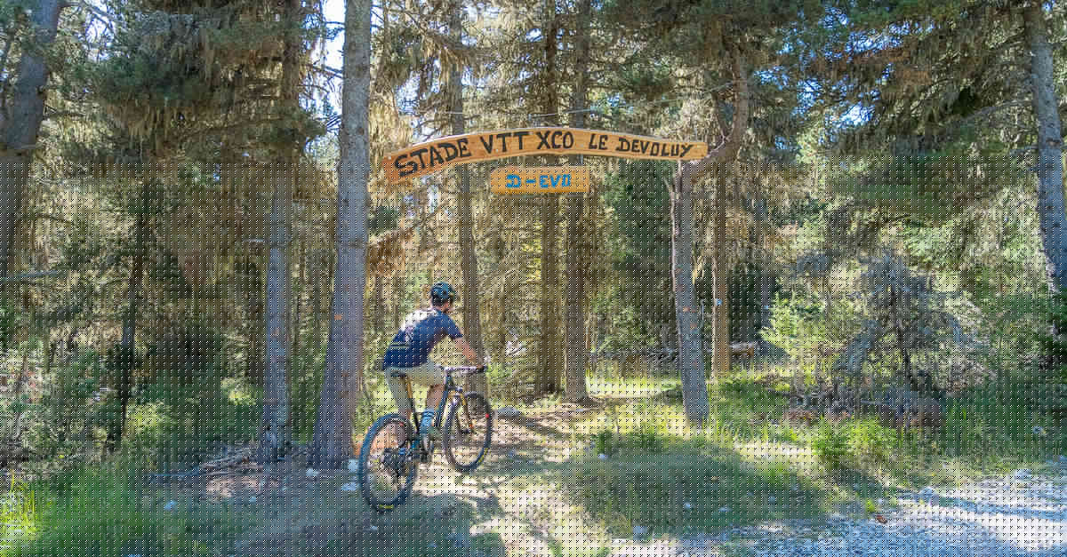 XCO Stadium – D-Easy circuit (blue) (Superdévoluy, Dévoluy) | Provence ...