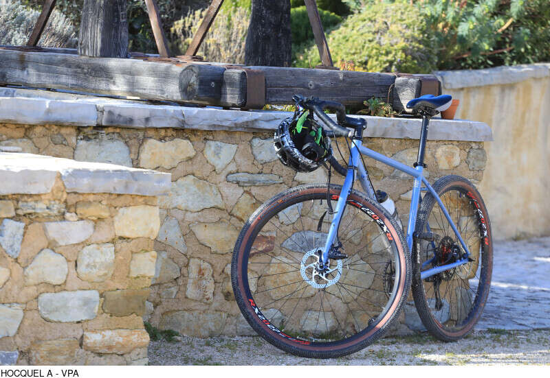Itinéraire Gravel n°15 – Mur de la peste (Maubec) | Provence-Alpes-Côte ...