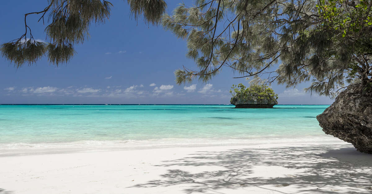 Luengöni Beach (Lifou) | New Caledonia Tourism: The official website ...