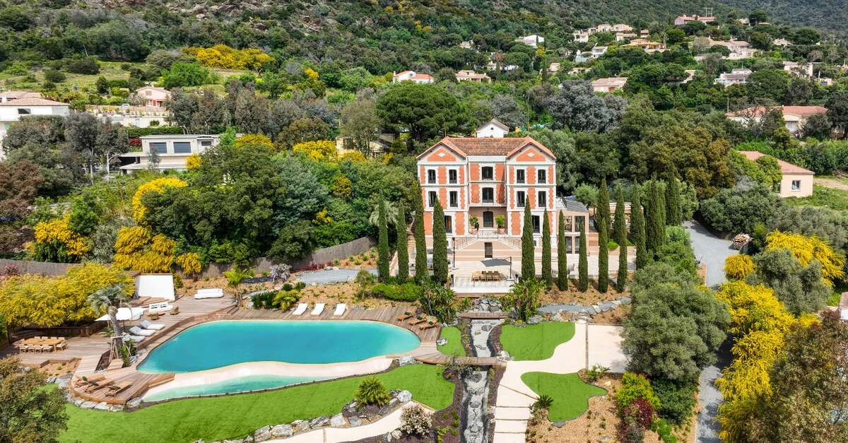 Château la Merienne (Le Lavandou) | Côte d’Azur France / French Riviera