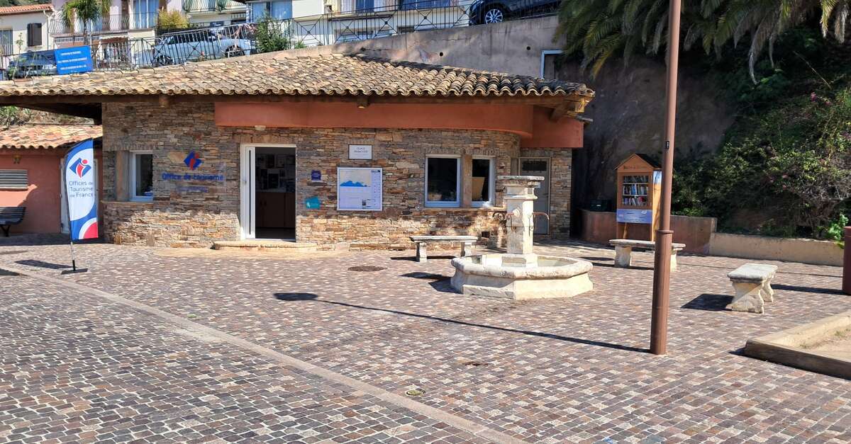 Bureau d’information touristique du Rayol-Canadel sur Mer (Rayol ...