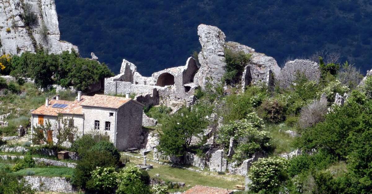Le Hameau du Poil (Senez) | Provence-Alpes-Côte d'Azur Tourism