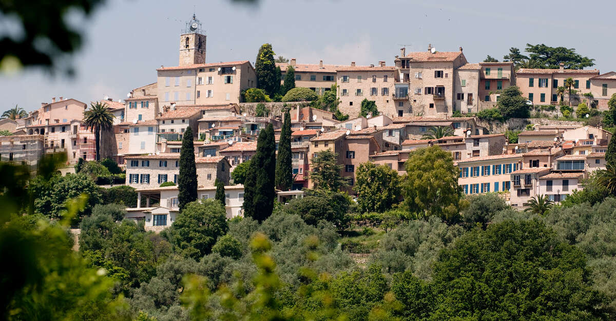 Village de Châteauneuf (Châteauneuf-Grasse) | Provence-Alpes-Côte d ...