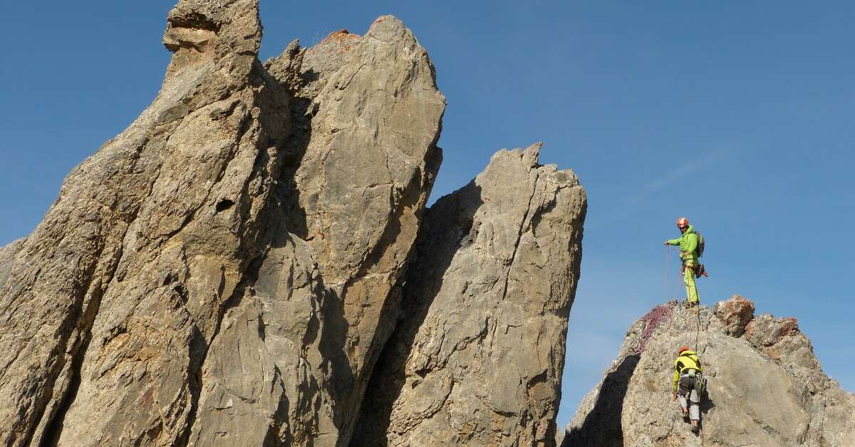 Escalade sauvage sur un sommet Queyrassin (Aiguilles) | Provence-Alpes ...