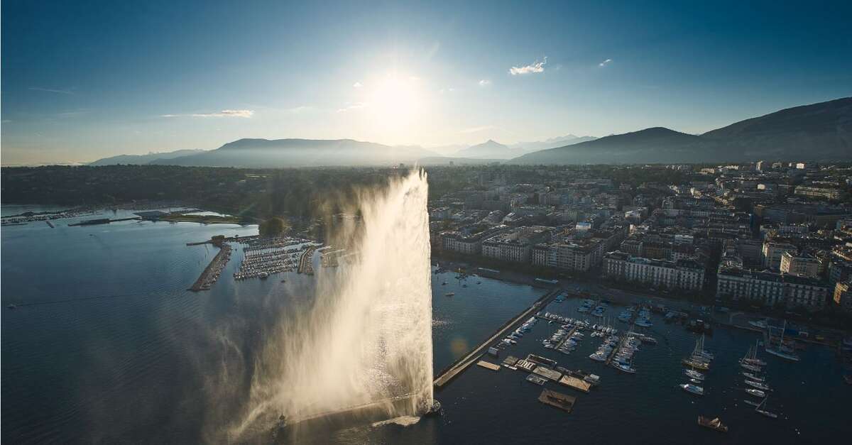 Die Wasserfontäne „Jet d’eau de Genève“ (Genève) | Monts du Genevois ...