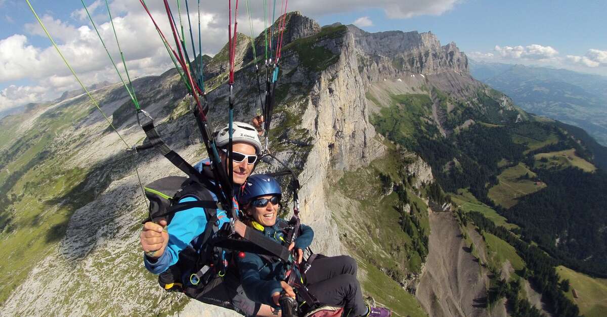 Baptême de l’air – Vol biplace parapente – Parapente Planète (Arâches ...