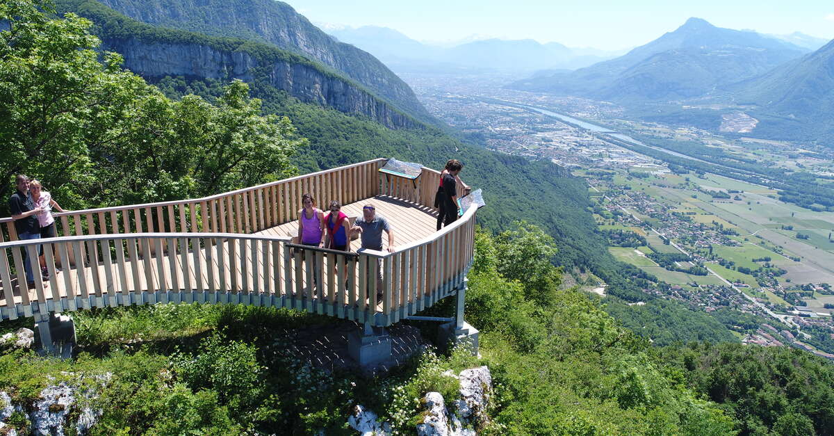 Belvédère de Chalais et sentier sensoriel (Voreppe) | Site Officiel de ...