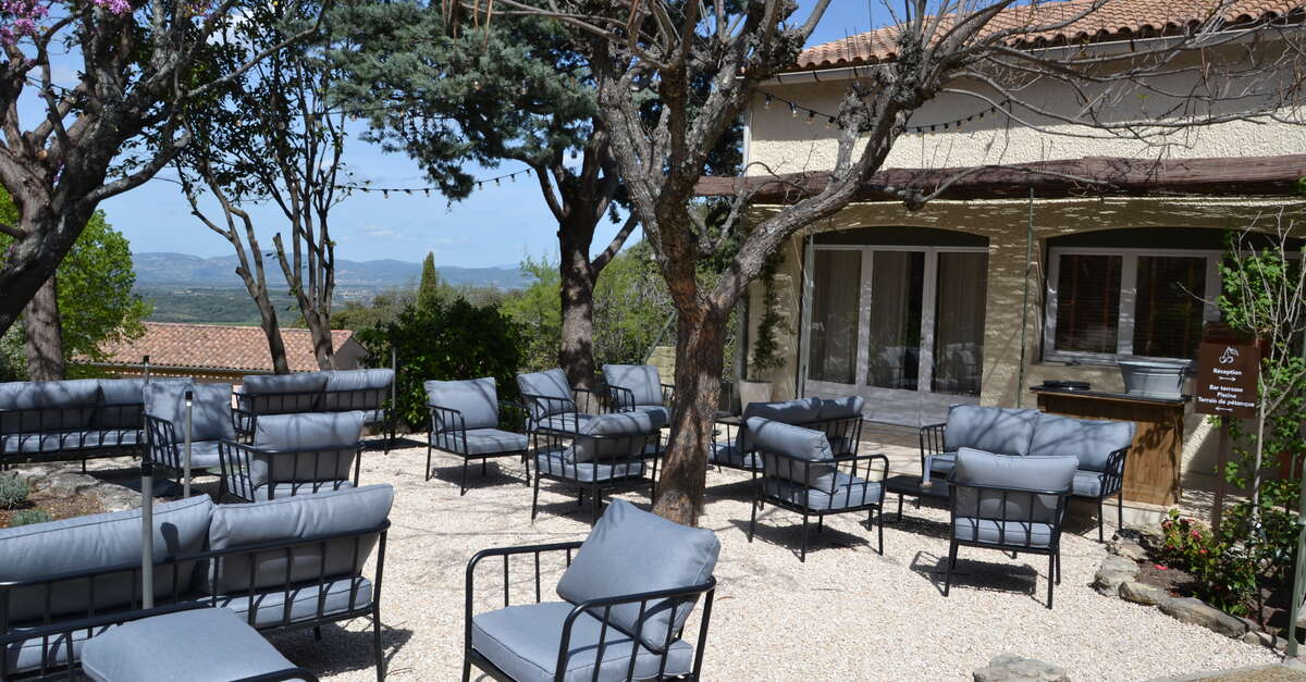 Bar lounge le Perchoir (Venasque) | Provence-Alpes-Côte d'Azur Tourisme