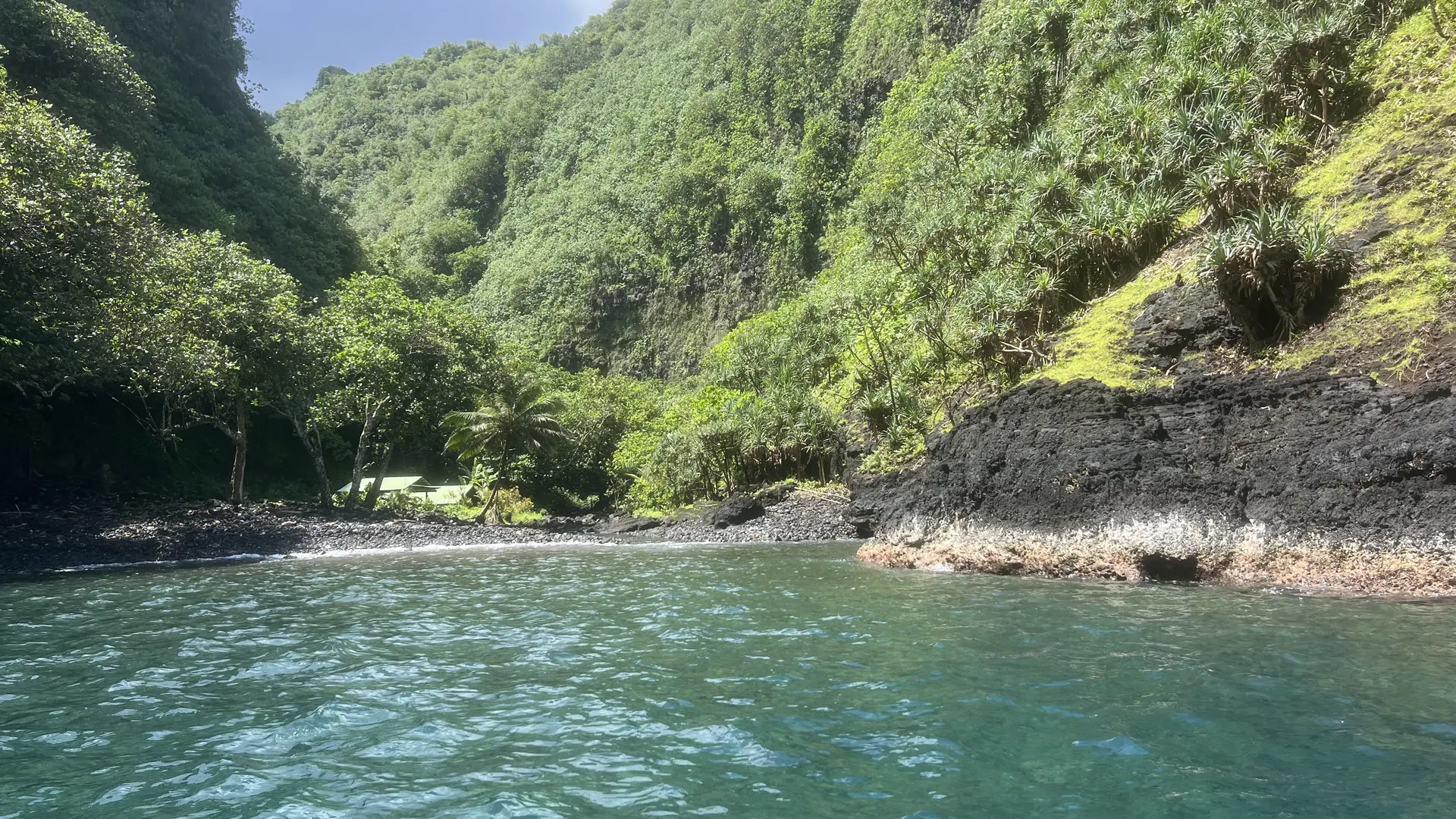 Teahupoo Lagoon Tour (Teahupoo) | Tahiti Tourisme PF