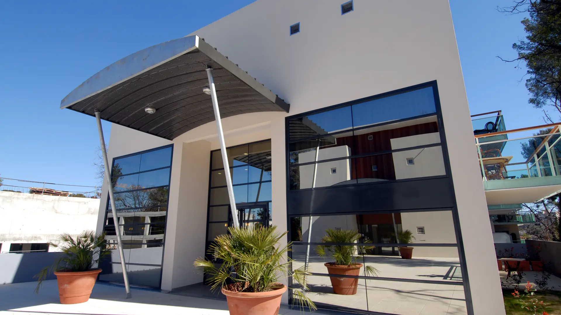 Self-Catering Odalys Appart’Hotel Olympe (Antibes) | Provence-Alpes ...