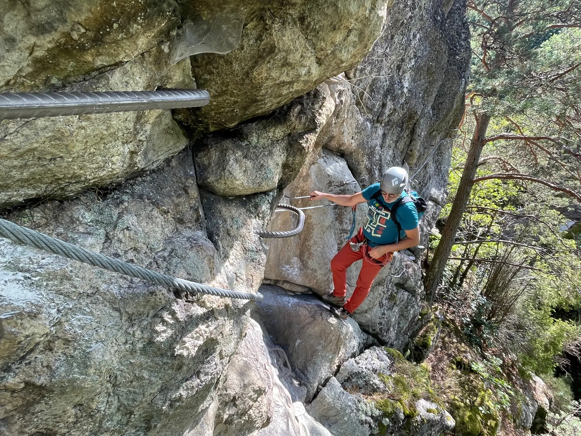 Via ferrata et repas (Saint-Georges-en-Couzan) | Loire Tourisme