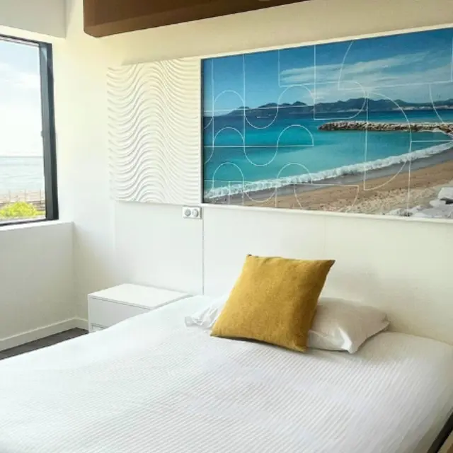 So Blue Hotel (Antibes) | Côte d’Azur France / French Riviera