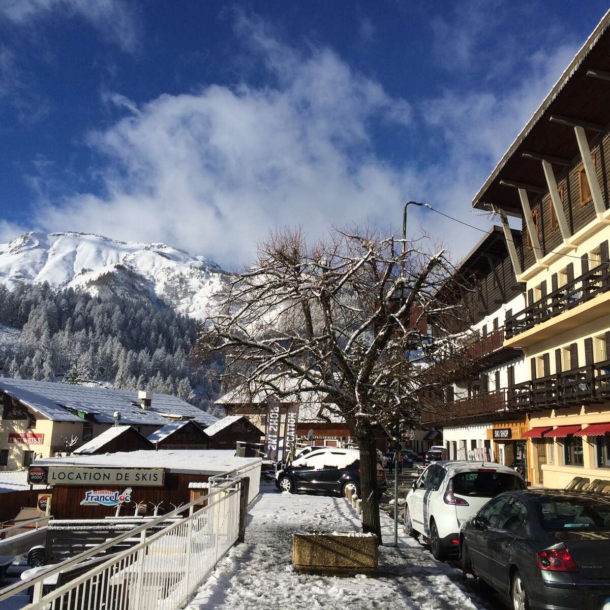 Auron, une station village aux portes du Parc du Mercantour ...