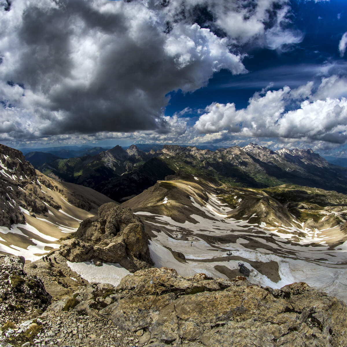 Pic de Bure (2709 m) – Massif du Dévoluy | Provence-Alpes-Côte d'Azur ...