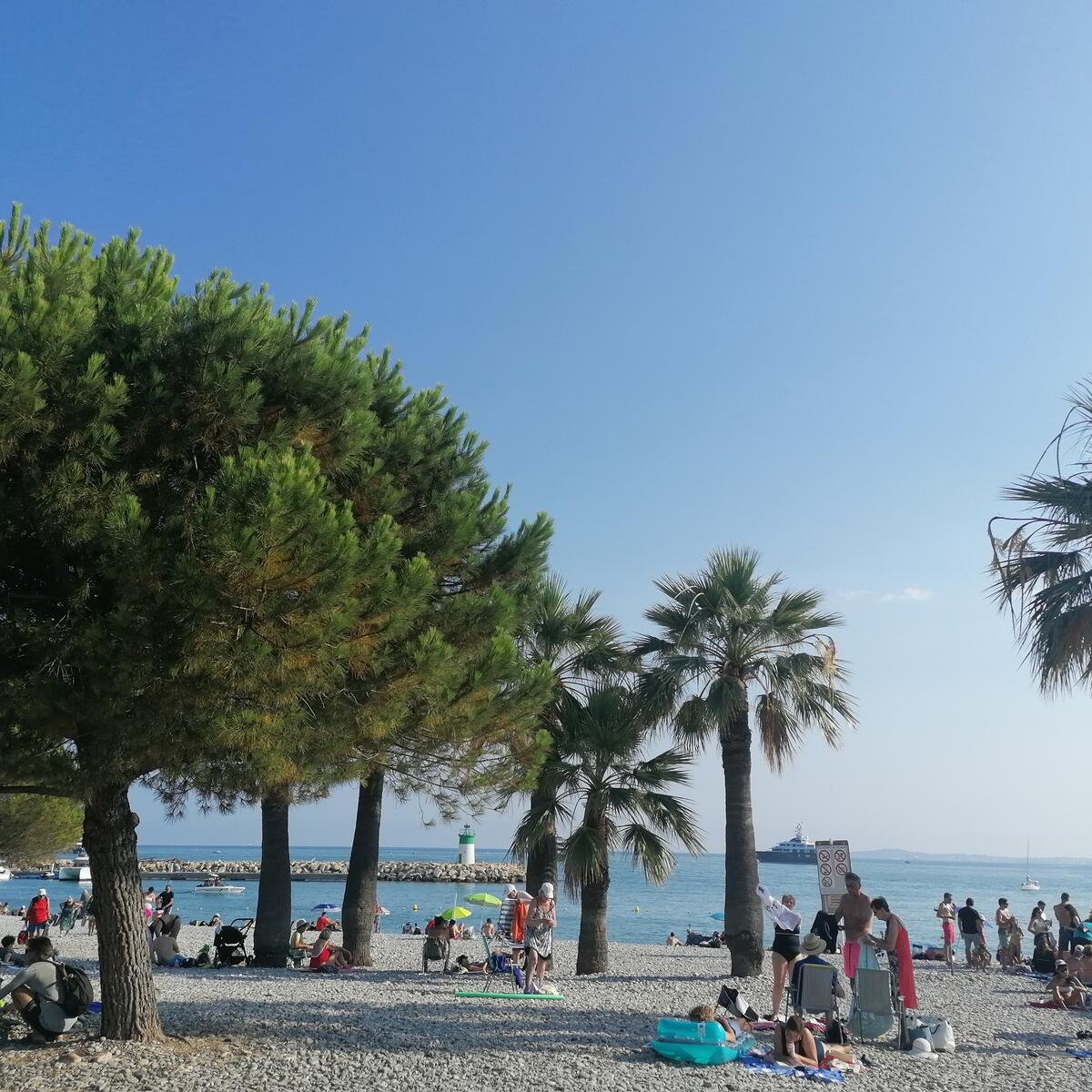 Plage Vespins – Plage du Port (Saint-Laurent-du-Var) | Provence-Alpes ...
