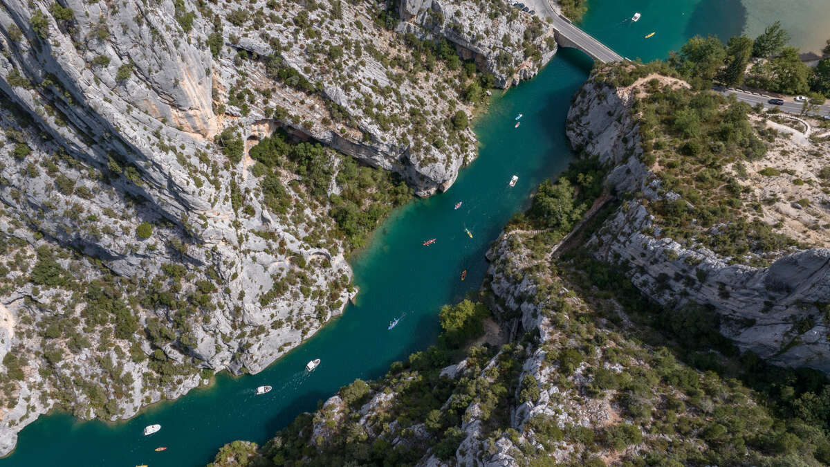 Plage de Saint-Julien au Lac d’Esparron (Saint-Julien) | Provence-Alpes ...