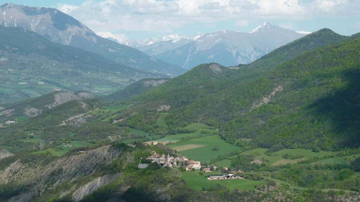 Sanctuaire de Notre-Dame du Laus (Saint-Étienne-le-Laus) | Provence ...