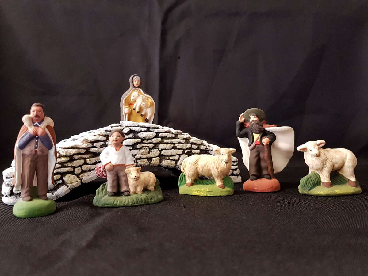 Our must-have list of santon figurines | Provence-Alpes-Côte d'Azur Tourism