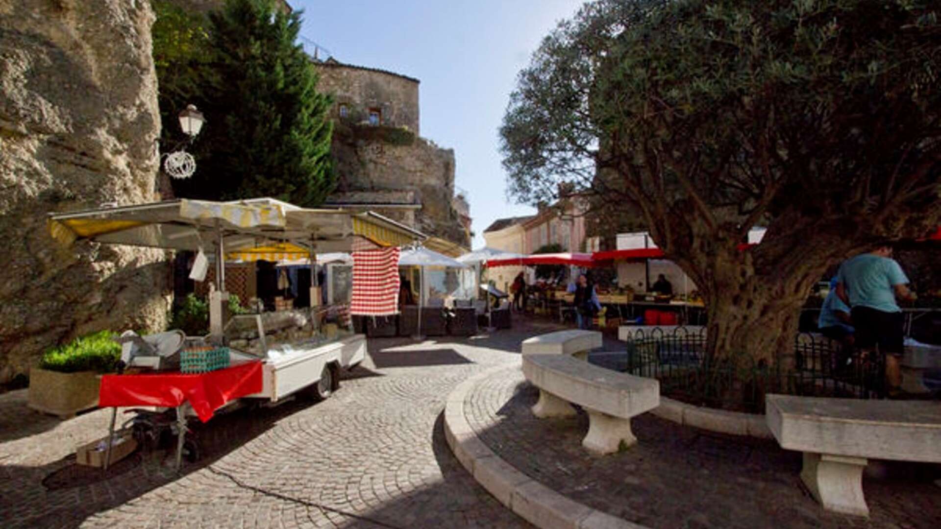 Les Halles Market | Menton, Riviera & Merveilles Tourist Office