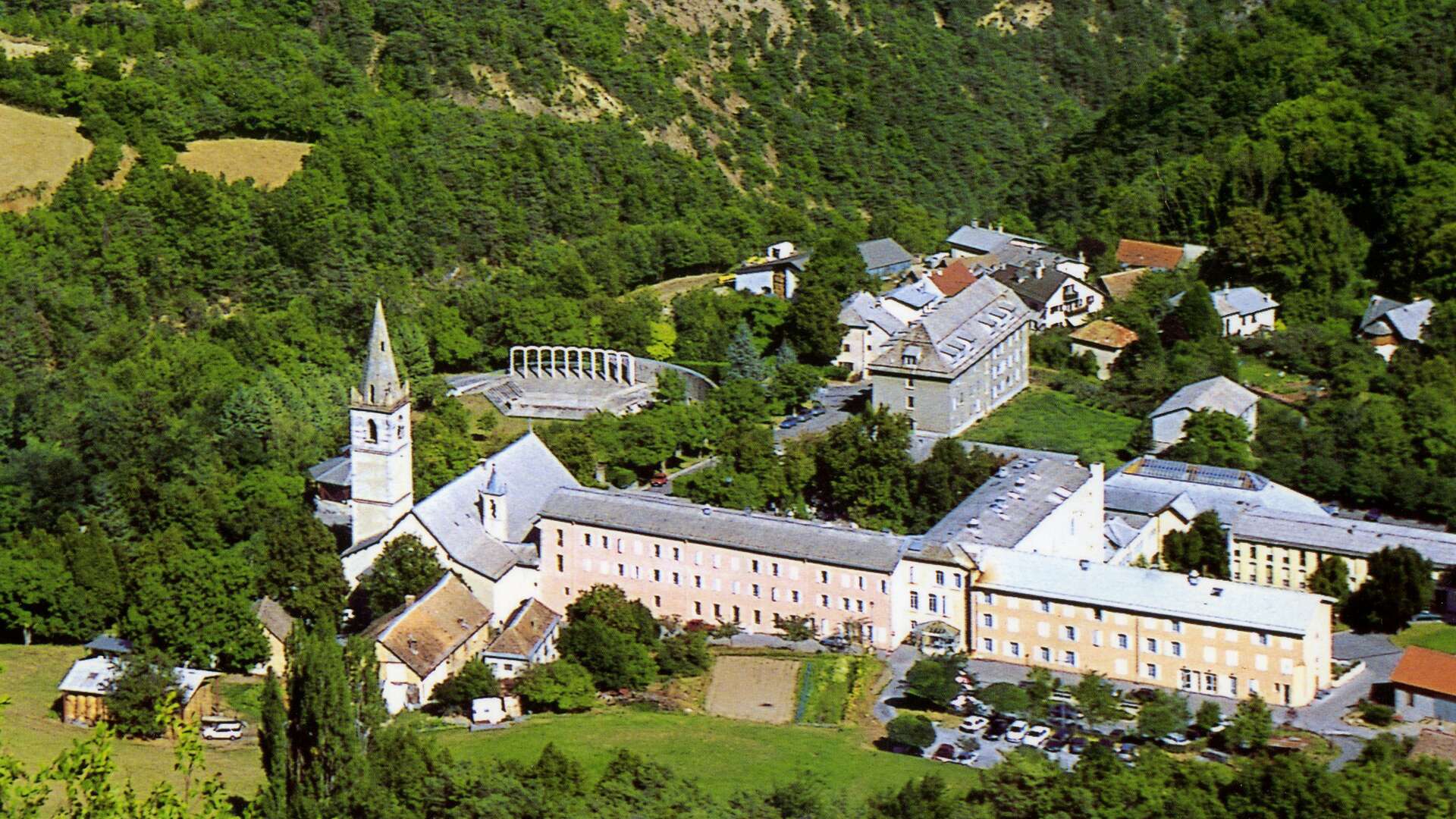 Shrine of Notre-Dame du Laus (Saint-Étienne-le-Laus) | Provence-Alpes-Côte d'Azur Tourism