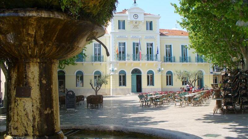 Hôtel de ville (Le Beausset) | Provence-Alpes-Côte d'Azur Tourisme