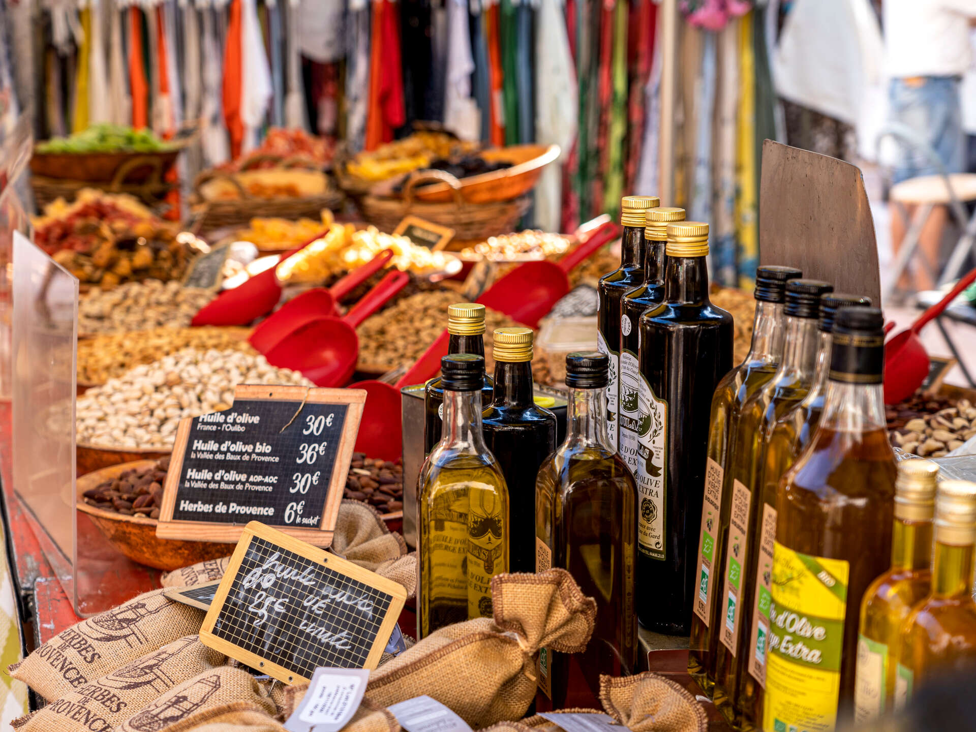 Provençal market | Charm of Provence & French Riviera