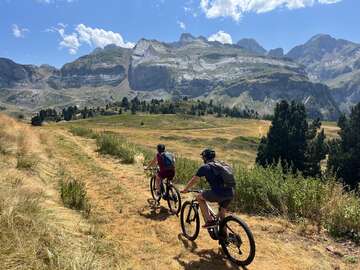 Randonnée Pyrénées : itinéraires et carte sentiers, rando lac Béarn ...