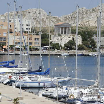 The most beautiful hikes in the Calanques | Marseille Tourism