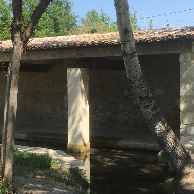 Lavoir du Lauron des femmes (Mollégès) | Provence-Alpes-Côte d'Azur Tourism