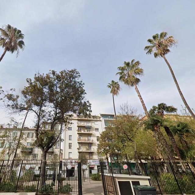 Square Colonel Jean-Pierre (Nice) | Provence-Alpes-Côte d'Azur Tourism