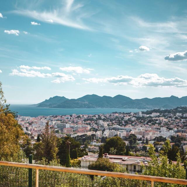 Balade au fil du Canal de la Siagne (couvert) (Le Cannet) | Destination ...