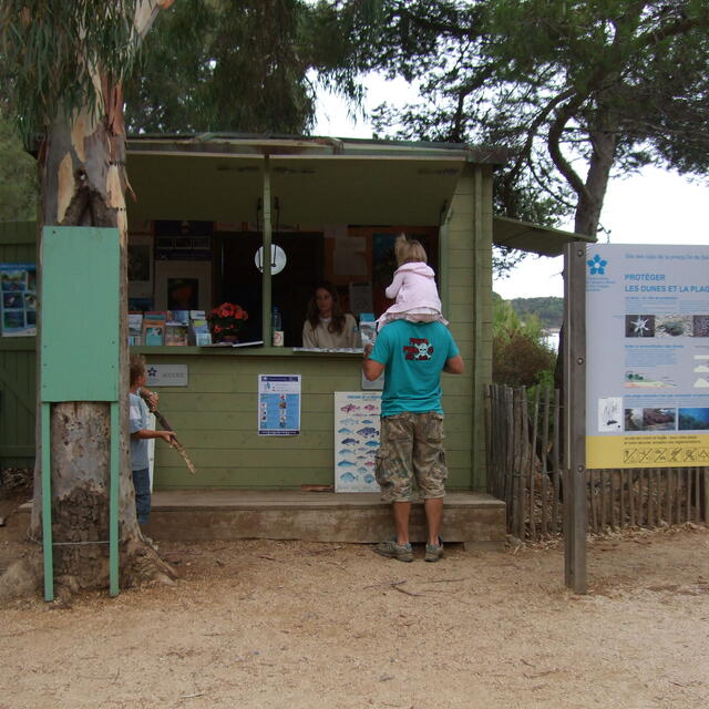 Point d’information de Parc national – Cap Lardier (La Croix-Valmer ...