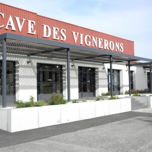 Visite de la cave – Les Vignerons de Roaix Séguret (Séguret) | Provence ...