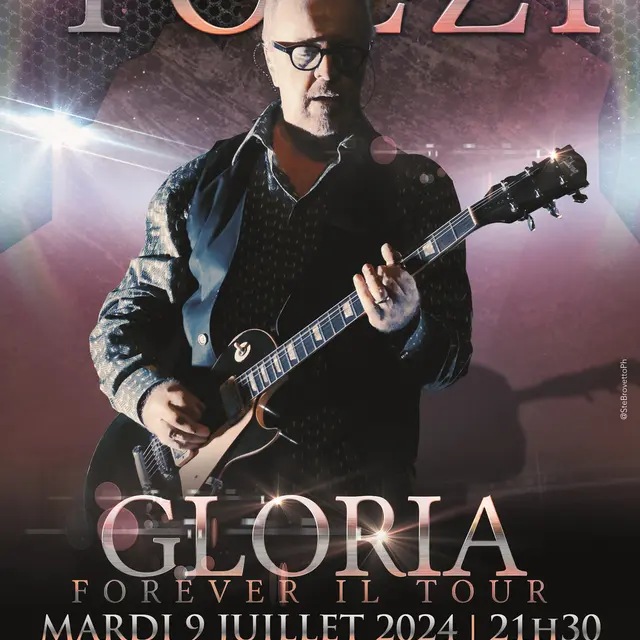 Concert by singer Umberto Tozzi on the beach (Le Lavandou) | Provence ...